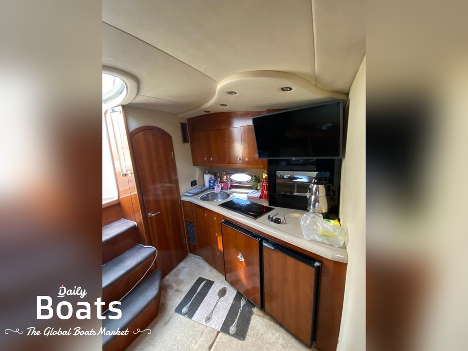 2004 Cruisers Yachts 400 Express for sale. View price, photos and Buy ...