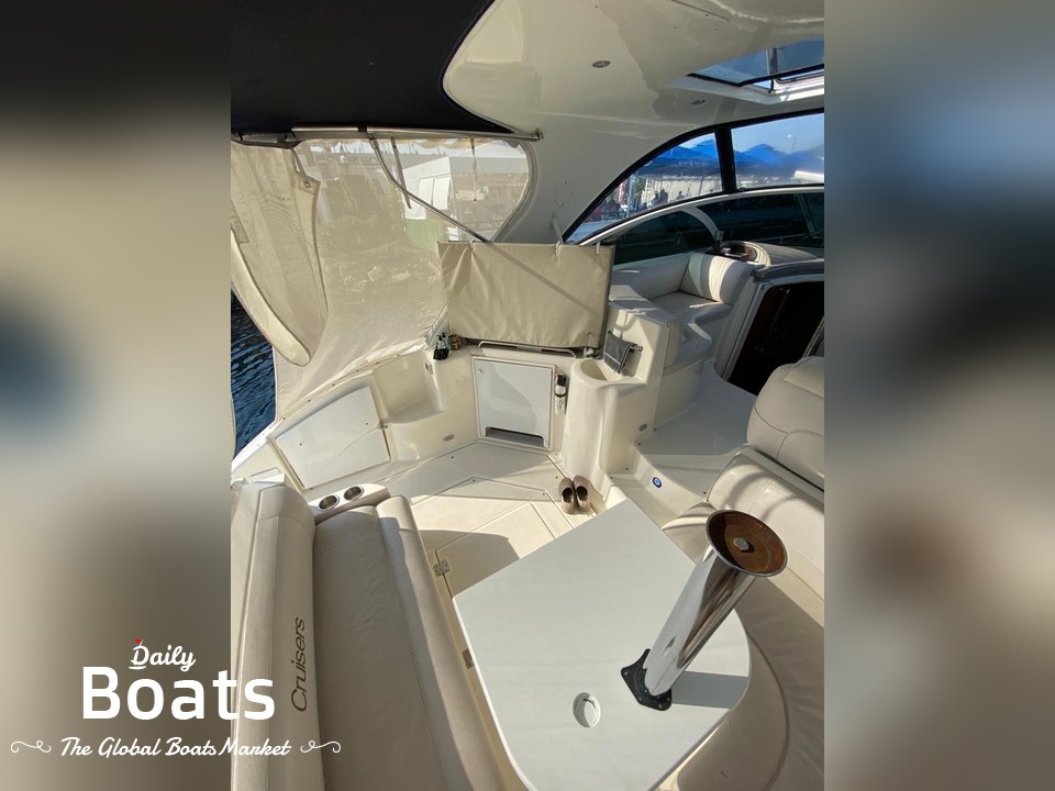 2004 Cruisers Yachts 400 Express for sale. View price, photos and Buy ...