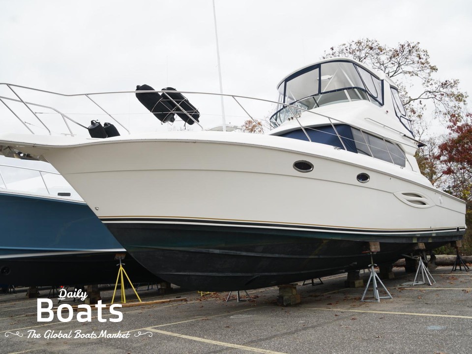 2004 Silverton 42 Convertible for sale. View price, photos and Buy 2004 ...