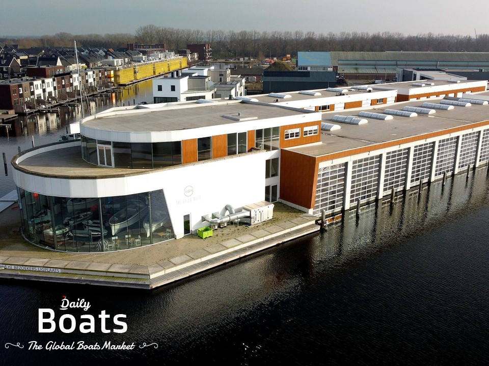 2020 Custom Berth à vendre. Voir le prix, les photos et Acheter 2020 ...