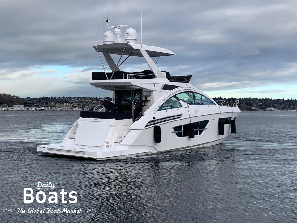 2020 Cruisers Yachts 60 Fly for sale. View price, photos and Buy 2020 ...