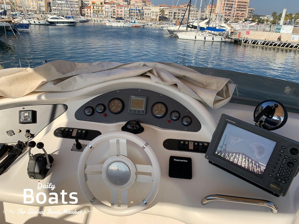 2001 Azimut 46 Fly for sale. View price, photos and Buy 2001 Azimut 46 ...