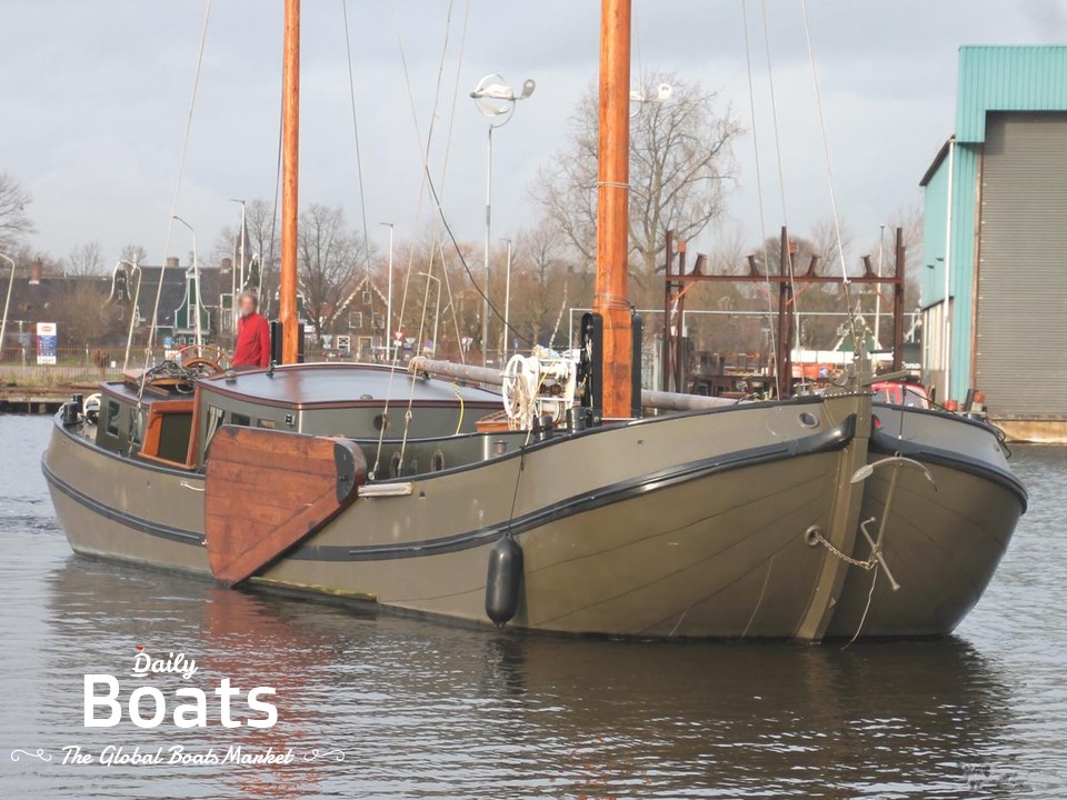Antique classic boats for sale [Commercial only] - Daily Boats