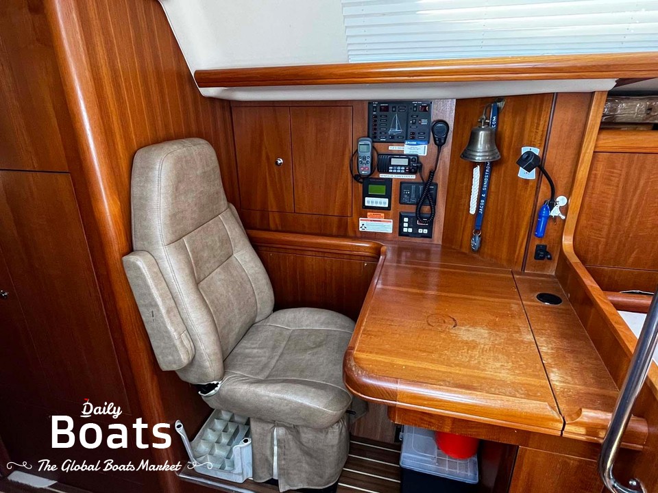 2007 Hunter 45 Center Cockpit for sale. View price, photos and Buy 2007 ...