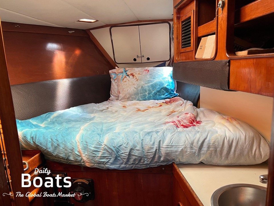 1981 Gulfstar Sloop 60 for sale. View price, photos and Buy 1981 ...