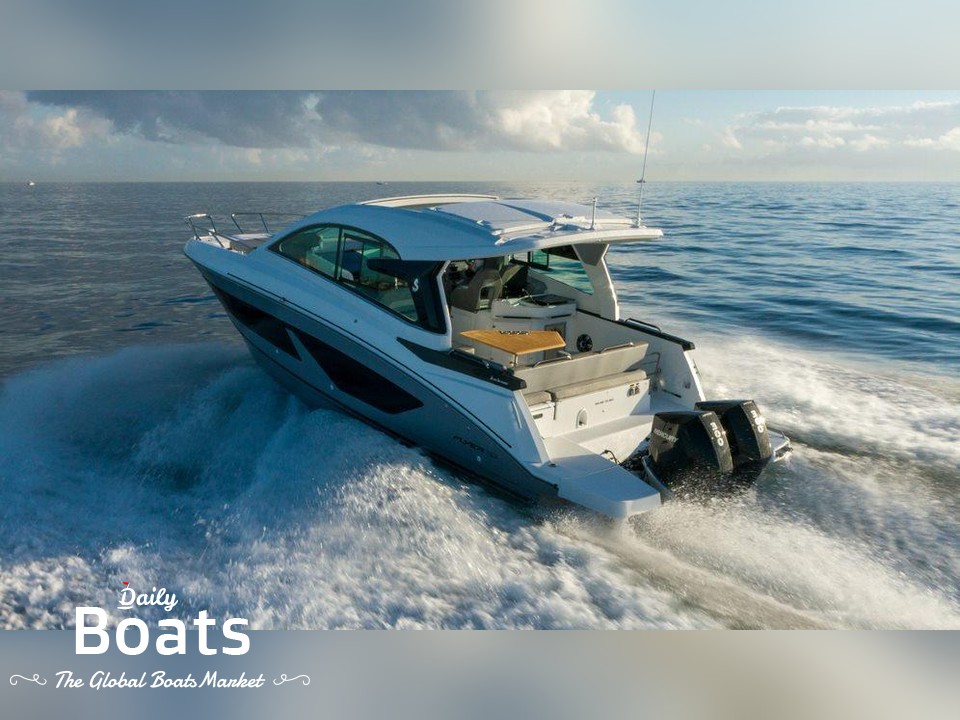 2023 Beneteau Gran Turismo 32 Outboard for sale. View price, photos and ...