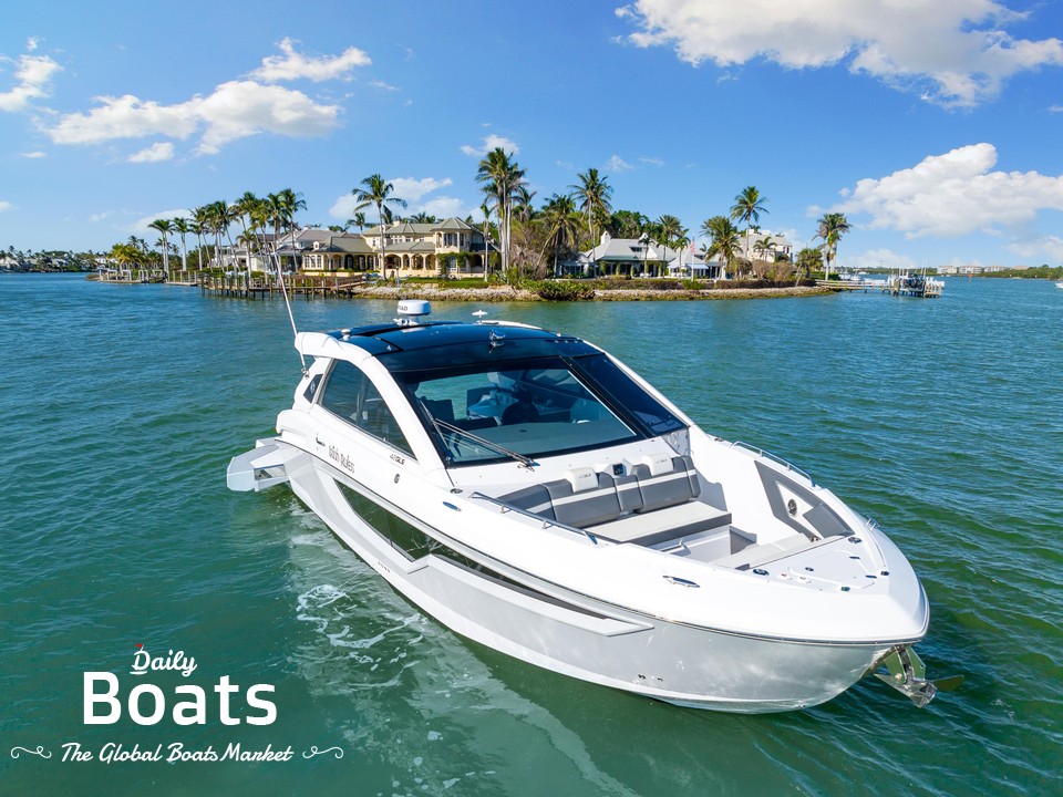 2021 Cruisers Yachts 42 Gls Outboard for sale. View price, photos and ...