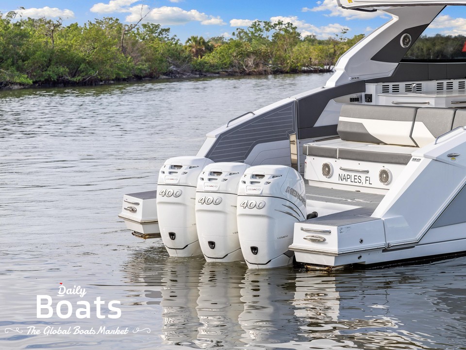 2021 Cruisers Yachts 42 Gls Outboard for sale. View price, photos and ...
