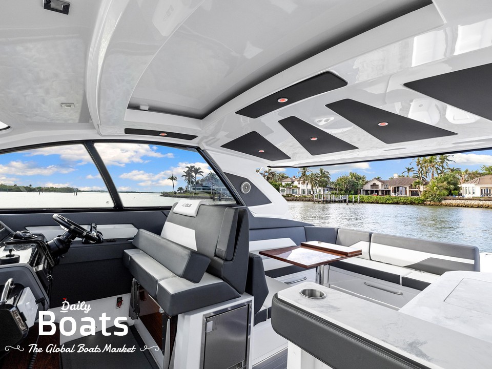 2021 Cruisers Yachts 42 Gls Outboard for sale. View price, photos and ...