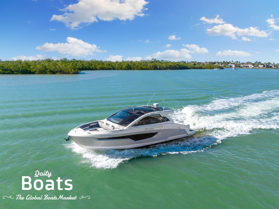 2021 Cruisers Yachts 42 Gls Outboard for sale. View price, photos and ...