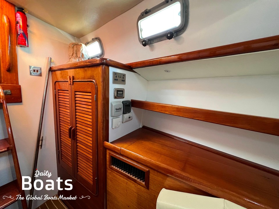 1986 Gulfstar 50 Centre Cockpit for sale. View price, photos and Buy ...