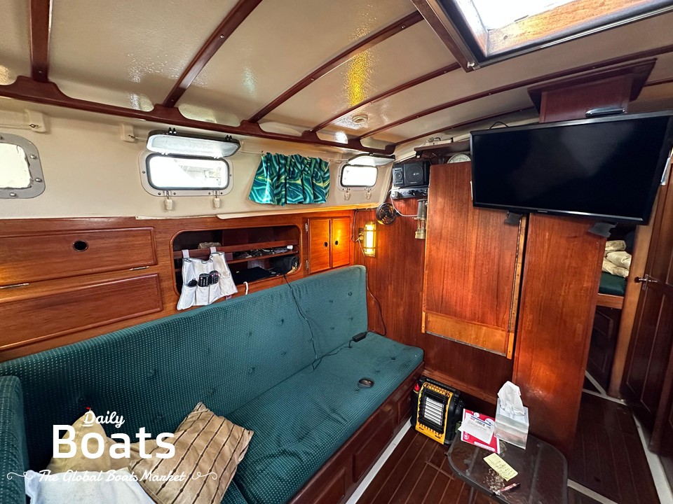 1980 Whitby 42 Center Cockpit Ketch for sale. View price, photos and ...