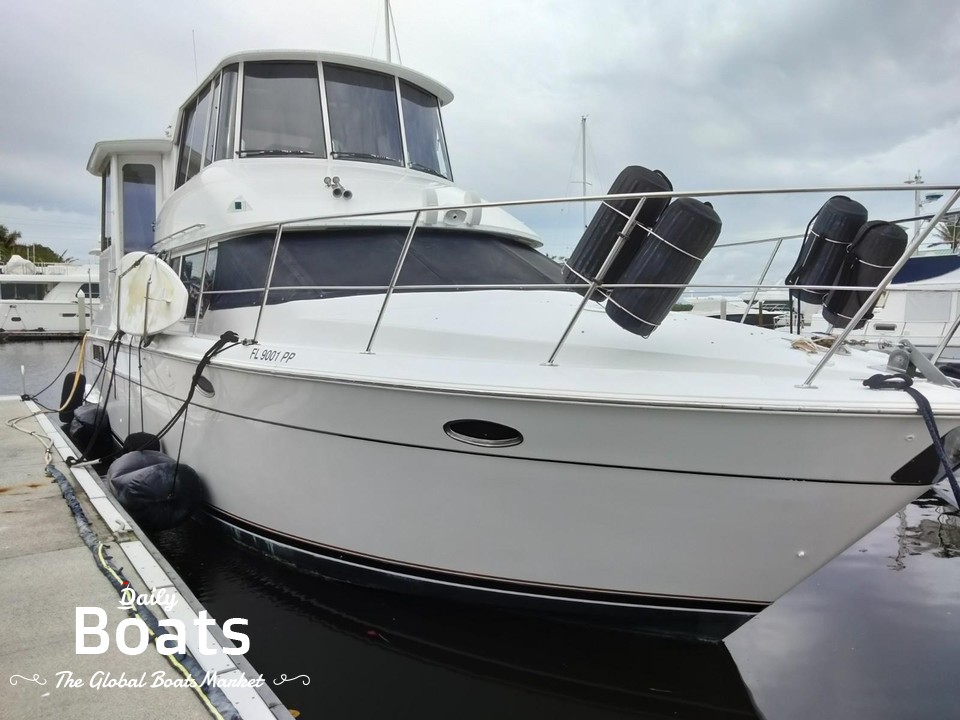 1997 Carver 500 Cockpit Motor Yacht for sale. View price, photos and ...