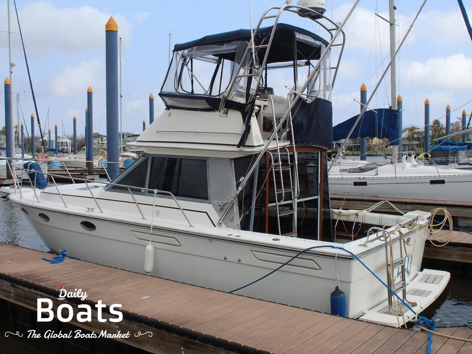 1989 Tiara Yachts 3100 Flybridge for sale. View price, photos and Buy ...