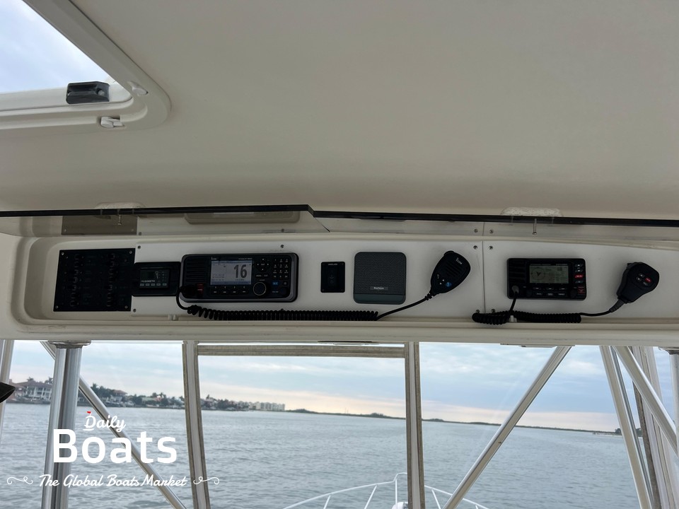 2001 Ocean Yachts 48 Express for sale. View price, photos and Buy 2001 ...