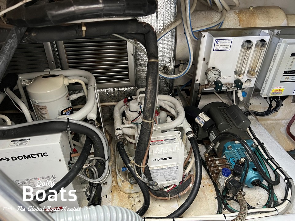 2001 Ocean Yachts 48 Express for sale. View price, photos and Buy 2001 ...