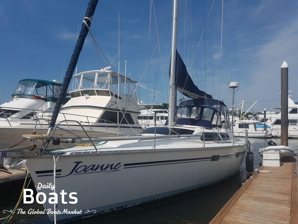 1991 Hunter Passage 42 for sale. View price, photos and Buy 1991 Hunter ...