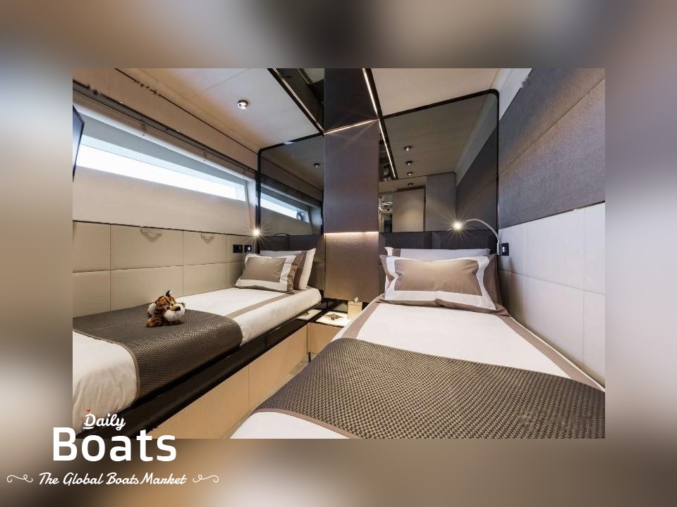 2017 Dominator Ilumen 28M for sale. View price, photos and Buy 2017 ...