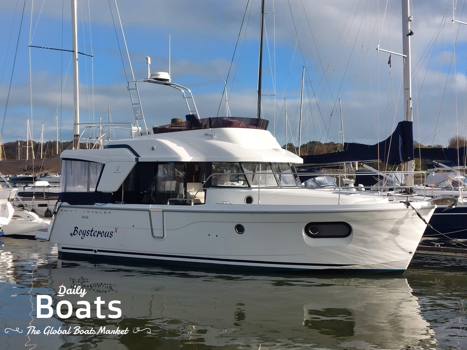 2019 Beneteau Swift Trawler 35 for sale. View price, photos and Buy ...