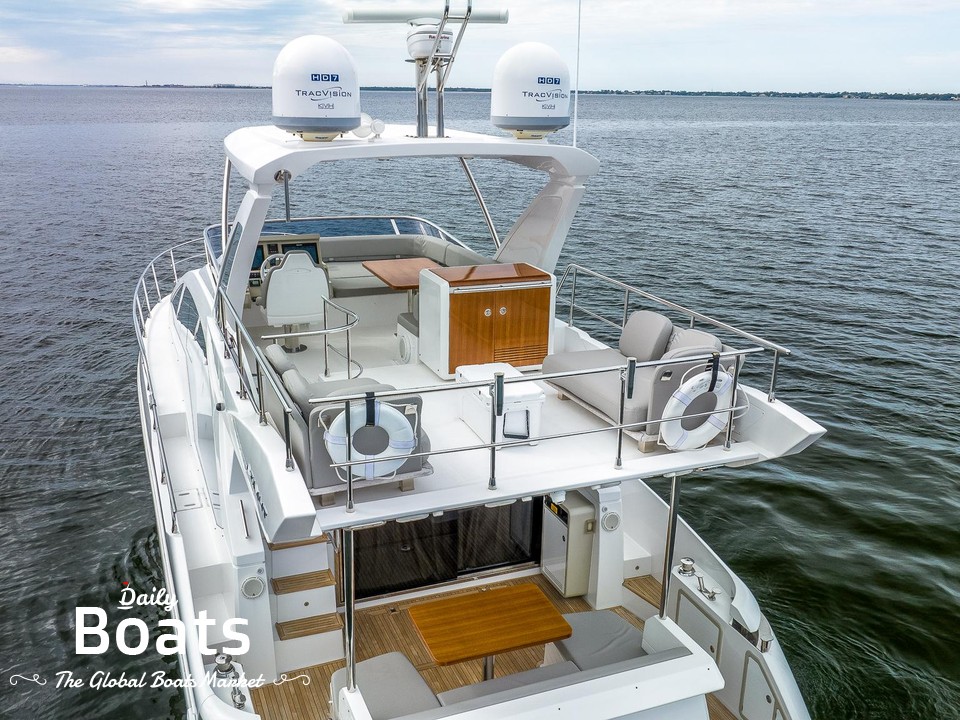 2017 Azimut 50 Flybridge for sale. View price, photos and Buy 2017 ...