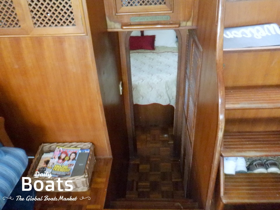 1985 Present Yachts 42 Sundeck for sale. View price, photos and Buy ...