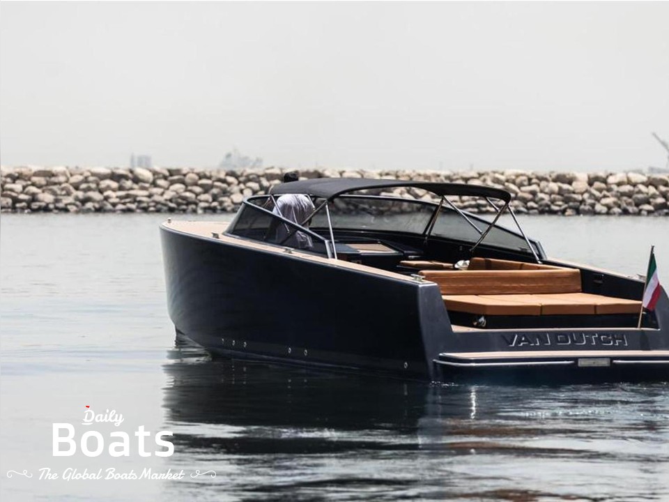 2013 VanDutch 40 for sale. View price, photos and Buy 2013 VanDutch 40 ...