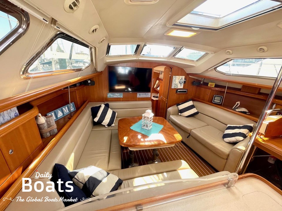 2005 Hunter 41 Deck Salon for sale. View price, photos and Buy 2005 ...