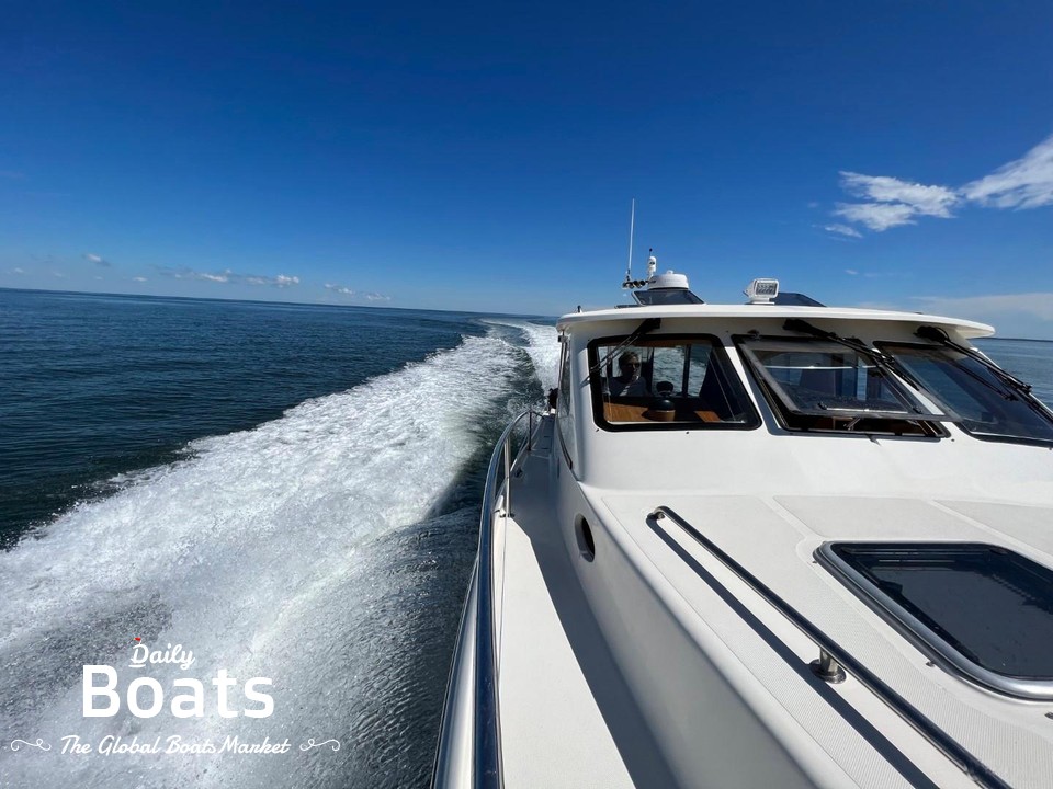 2009 Rivolta 44 Coupe Hinckley Sabre for sale. View price, photos and ...