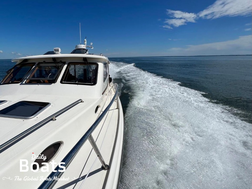 2009 Rivolta 44 Coupe Hinckley Sabre for sale. View price, photos and ...
