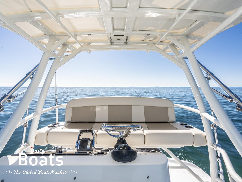 2017 Boston Whaler 420 Outrage for sale. View price, photos and Buy ...