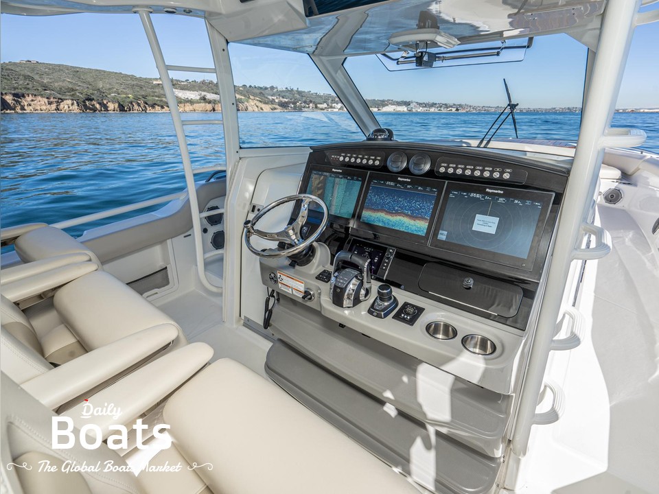 2017 Boston Whaler 420 Outrage for sale. View price, photos and Buy ...