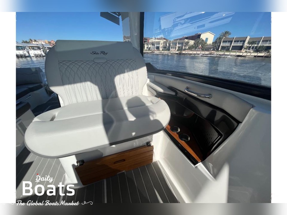 2023 Sea Ray Sundancer 370 Outboard for sale. View price, photos and ...