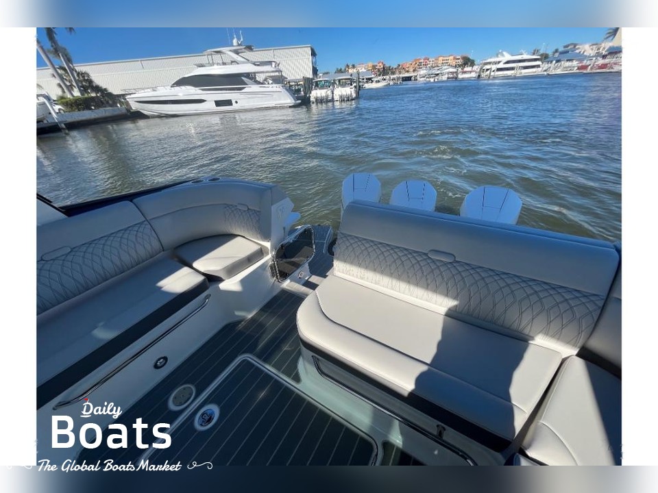 2023 Sea Ray Sundancer 370 Outboard for sale. View price, photos and ...