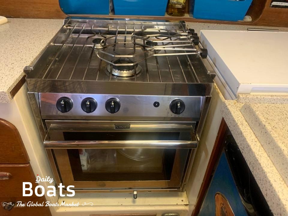 1984 Irwin 41 Ketch Cc for sale. View price, photos and Buy 1984 Irwin ...