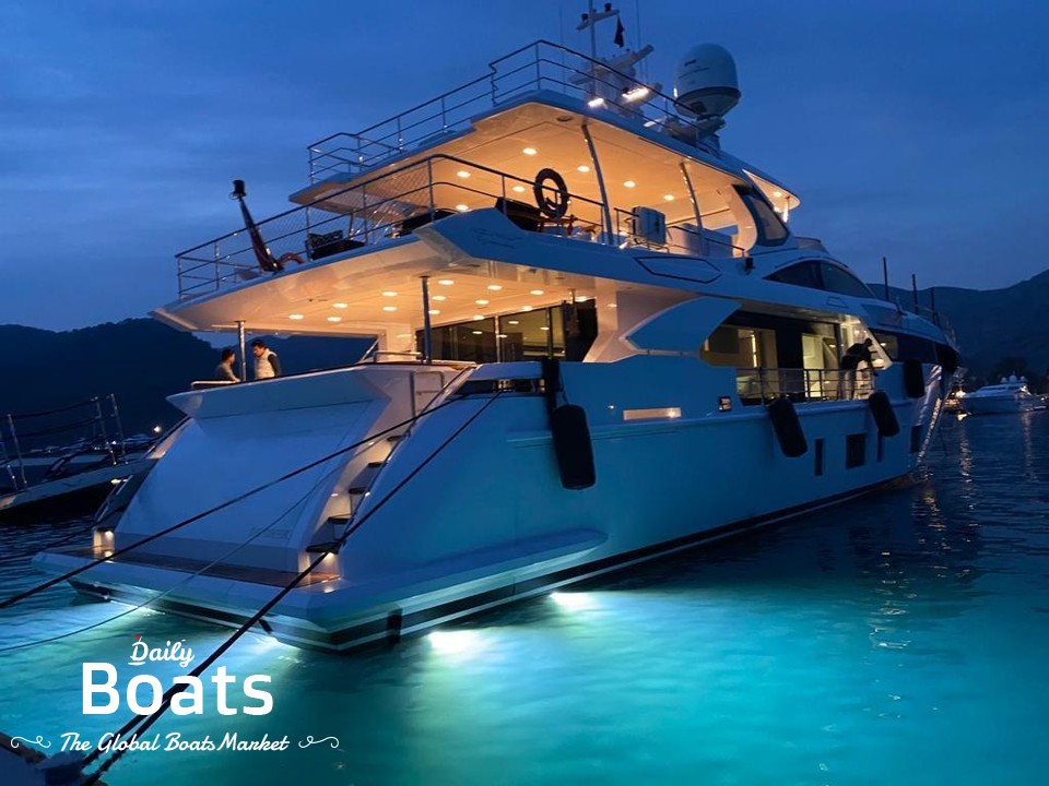 2020 Azimut Grande 35 Meter for sale. View price, photos and Buy 2020 ...