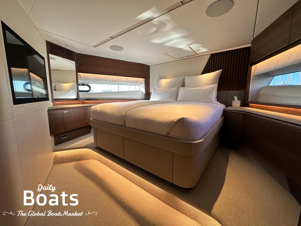 2022 Princess Y72 for sale. View price, photos and Buy 2022 Princess ...