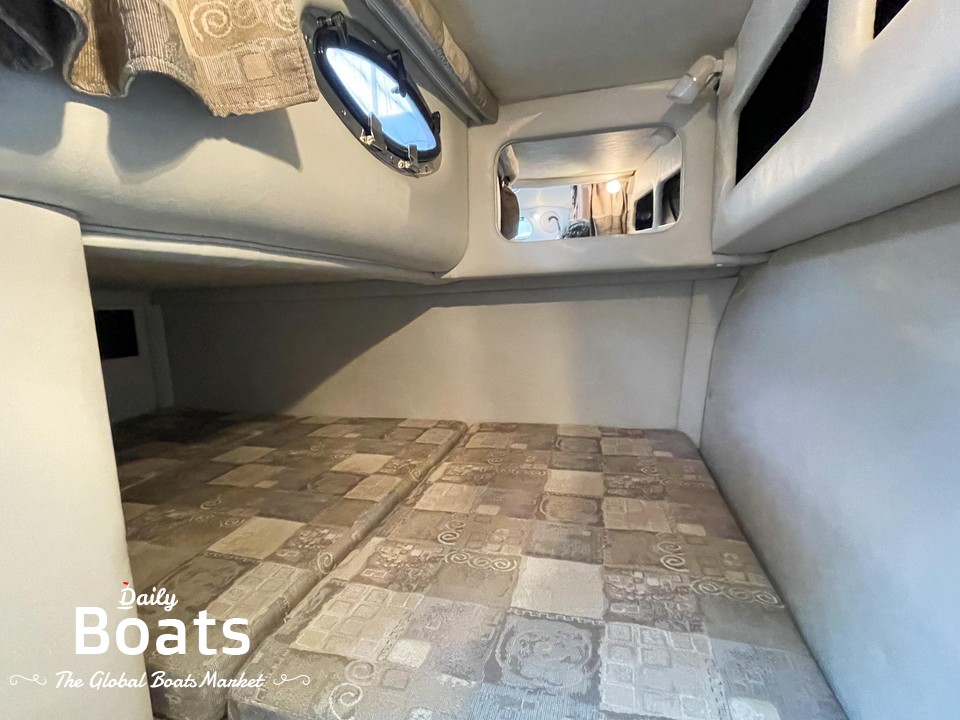 2005 Crownline 250Cr for sale. View price, photos and Buy 2005 ...