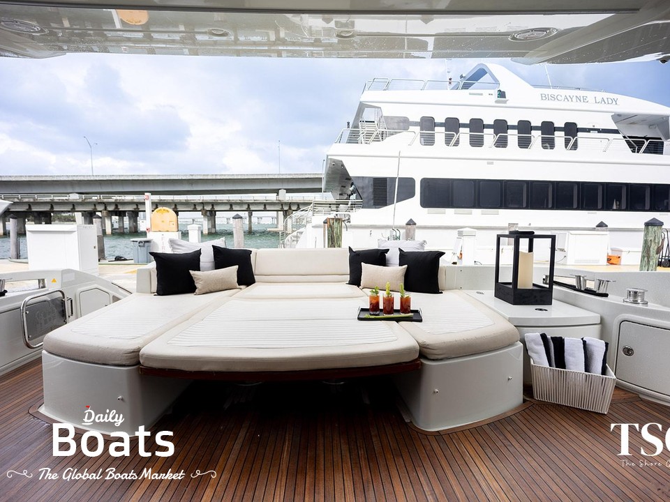 2014 Azimut 72S for sale. View price, photos and Buy 2014 Azimut 72S ...