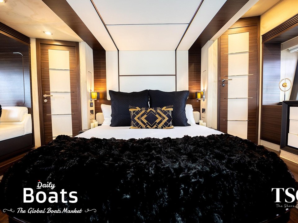 2014 Azimut 72S for sale. View price, photos and Buy 2014 Azimut 72S ...