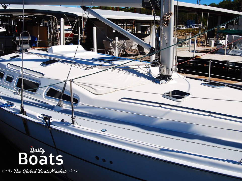 2004 Hunter 44 for sale. View price, photos and Buy 2004 Hunter 44 #453240