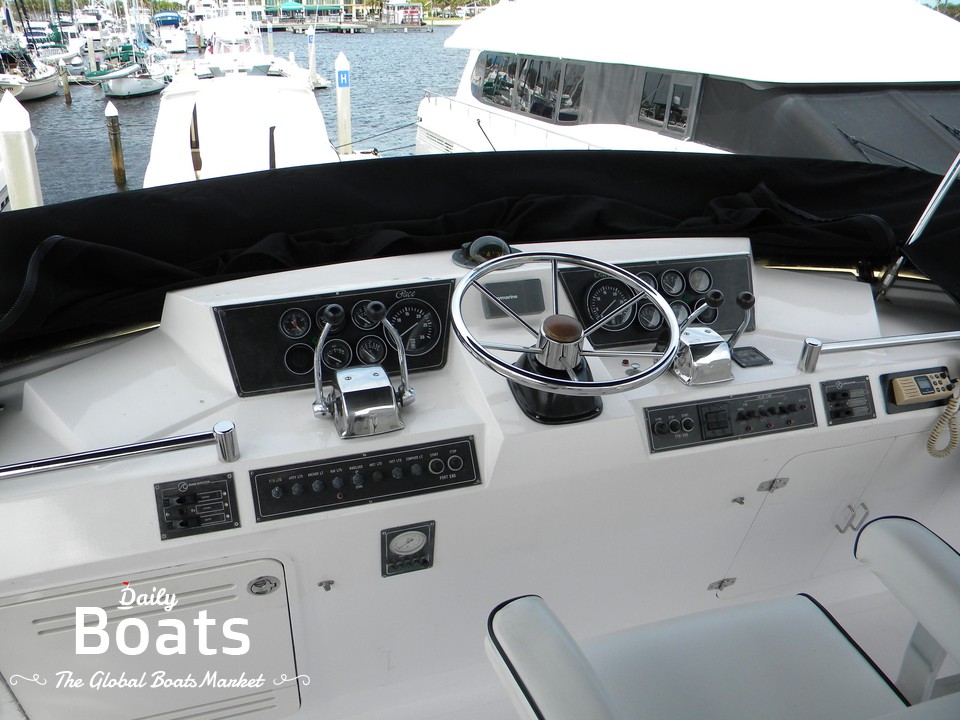 1990 Pace Motor Yacht for sale. View price, photos and Buy 1990 Pace ...