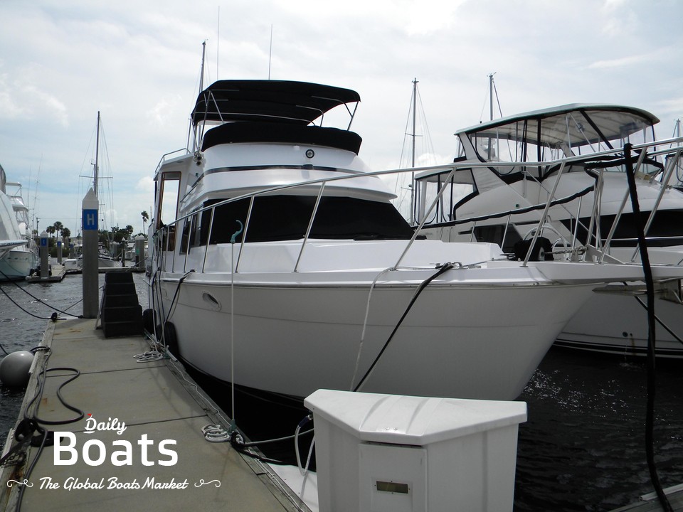 1990 Pace Motor Yacht for sale. View price, photos and Buy 1990 Pace ...