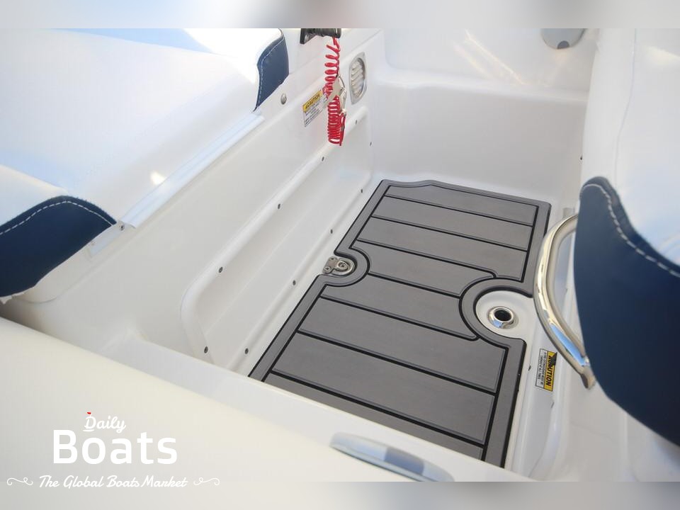 2022 Zodiac Yachtline 400 Dl Pvc Gl Edition 50Hp In Stock for sale ...