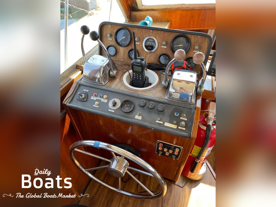 1981 Uniflite 48 Yacht Fisherman for sale. View price, photos and Buy ...