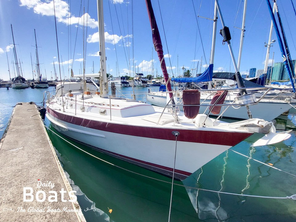 1982 Valiant 47 for sale. View price, photos and Buy 1982 Valiant 47 ...