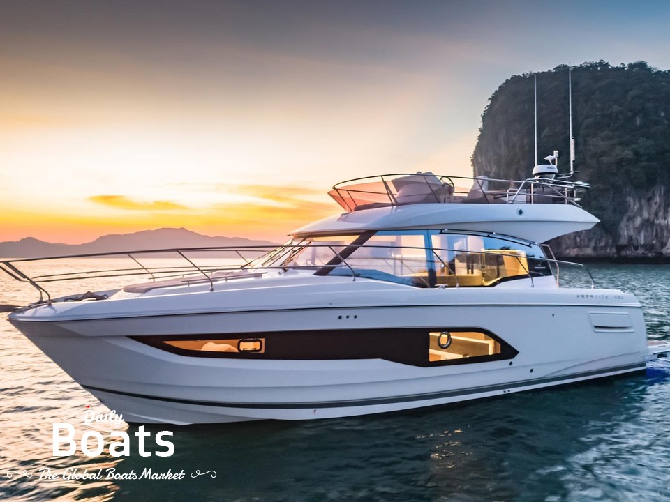 Prestige 420 for sale in Asia - Daily Boats