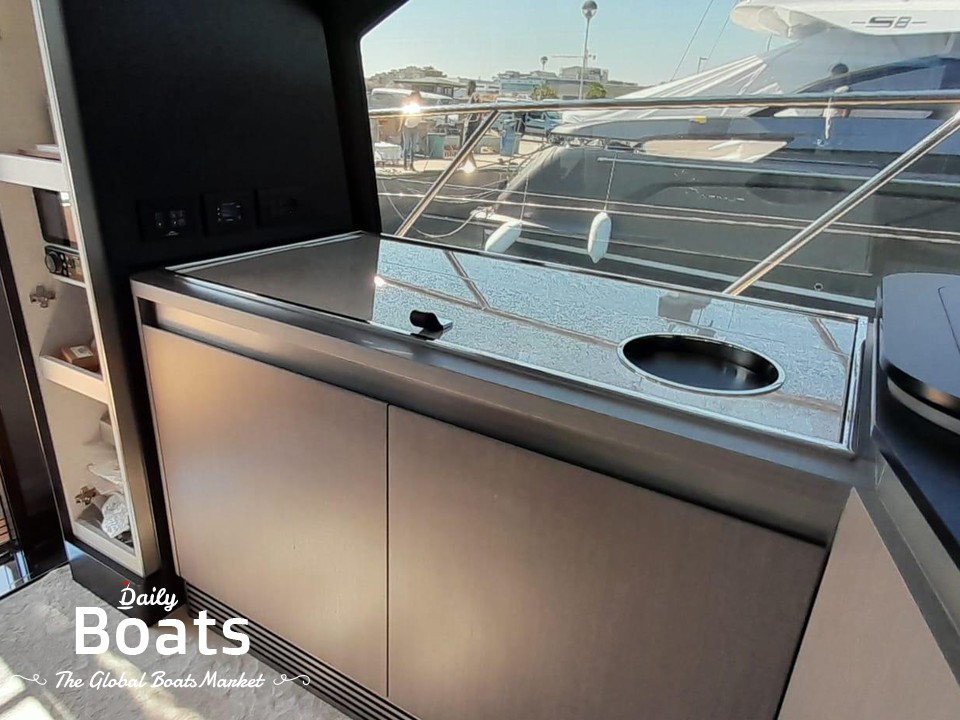 2022 Azimut S6 Sportfly for sale. View price, photos and Buy 2022 Azimut S6 Sportfly #453626