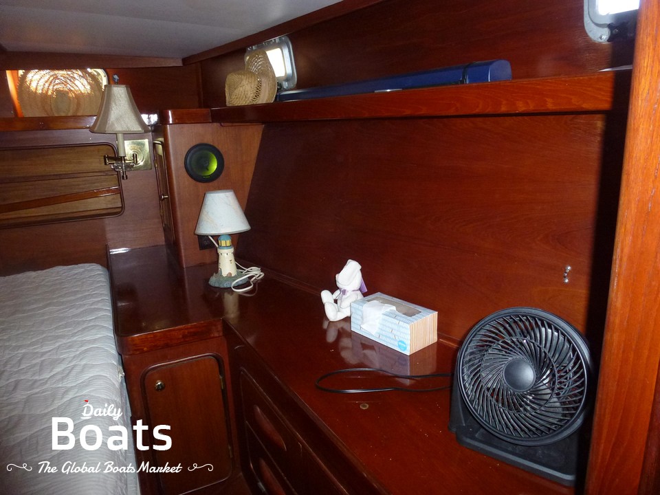 1980 Gulfstar 47 Sailmaster for sale. View price, photos and Buy 1980 ...
