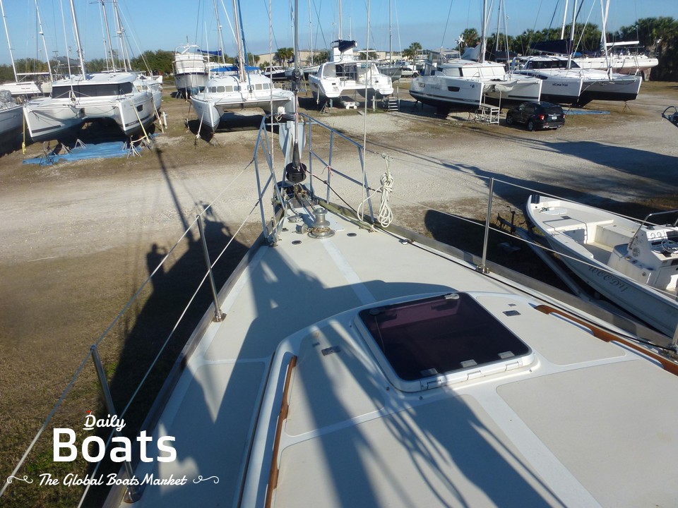 1980 Gulfstar 47 Sailmaster for sale. View price, photos and Buy 1980 ...