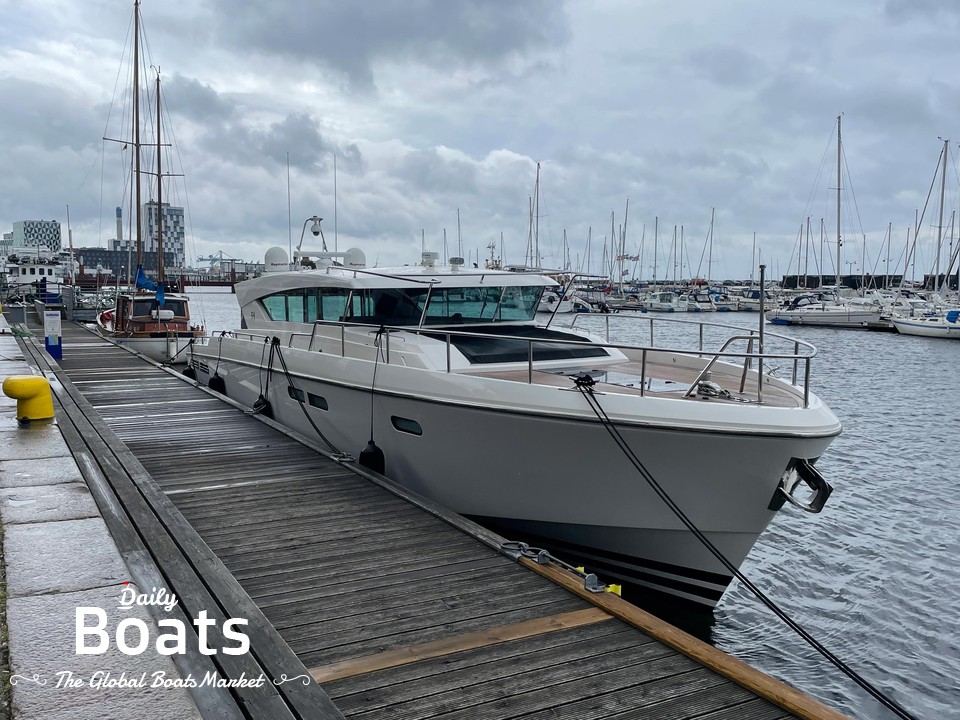 2013 Delta Powerboats 54 Carbon Ips for sale. View price, photos and ...